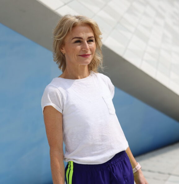 Victoria Woodhall Yoga - Online Rocket Yoga - Yoga Classes